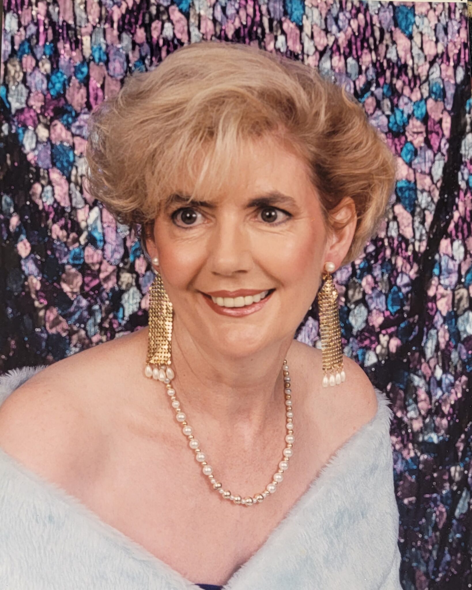 Faye Seagle - Charter Funeral Home